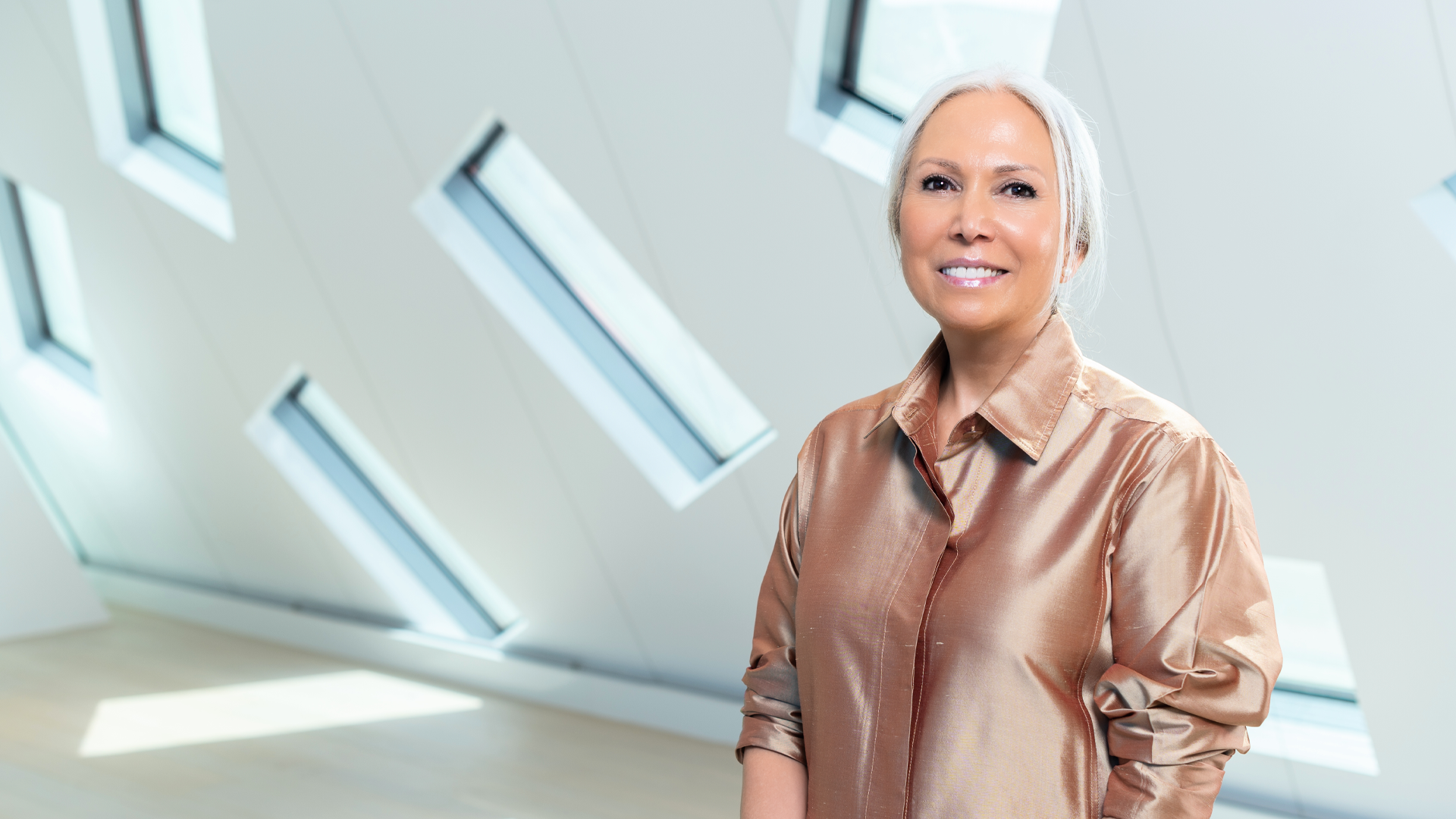 Mindful Aging with Mitra Manesh – Wallis Annenberg GenSpace